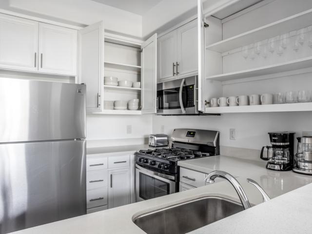 Blueground Los Angeles 3 Bedroom Home for Rent at 12130 Millennium Dr #1163, Los Angeles, CA 90094 90094