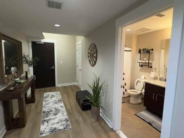 Blueground Washington DC 1 Bedroom Apartment for Rent at 1503 Vermont Ave Nw #1403625P, Washington, DC 20005 Logan Circle Shaw