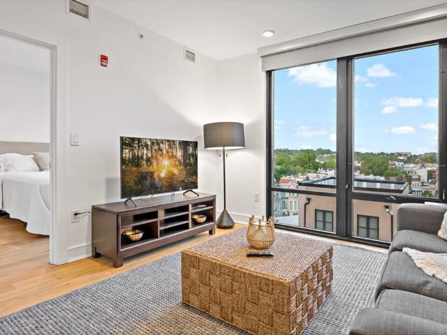 Blueground Washington DC 1 Bedroom Apartment for Rent at 1503 Vermont Ave Nw #1395394P, Washington, DC 20005 Logan Circle Shaw