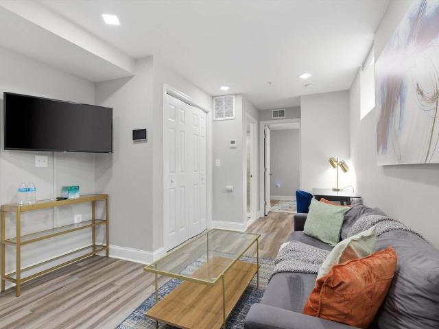 Blueground Washington DC 1 Bedroom Apartment for Rent at 2400 M St Nw #1592185P, Washington, DC 20037 Foggy Bottom GWU West End