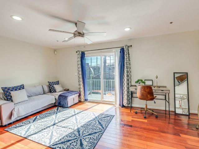 Blueground Washington DC 2 Bedroom Apartment for Rent at 1503 Vermont Ave Nw #1546315P, Washington, DC 20005 Logan Circle Shaw