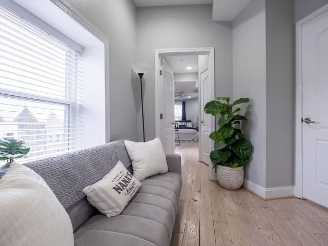 Blueground Washington DC 2 Bedroom Apartment for Rent at 1503 Vermont Ave Nw #1388281P, Washington, DC 20005 Logan Circle Shaw