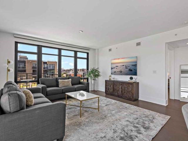 Blueground Washington DC 2 Bedroom Apartment for Rent at 1503 Vermont Ave Nw #1395440P, Washington, DC 20005 Logan Circle Shaw
