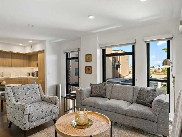 Blueground Washington DC 2 Bedroom Apartment for Rent at 1503 Vermont Ave Nw #1395397P, Washington, DC 20005 Logan Circle Shaw