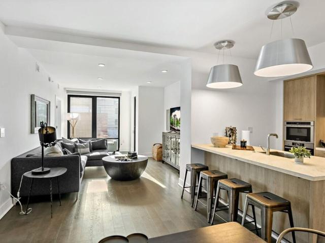 Blueground Washington DC 2 Bedroom Apartment for Rent at 1503 Vermont Ave Nw #1395398P, Washington, DC 20005 Logan Circle Shaw