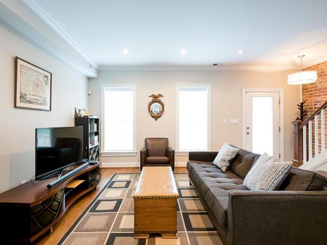 Blueground Washington DC 2 Bedroom Apartment for Rent at 1503 Vermont Ave Nw #393P, Washington, DC 20005 Logan Circle Shaw