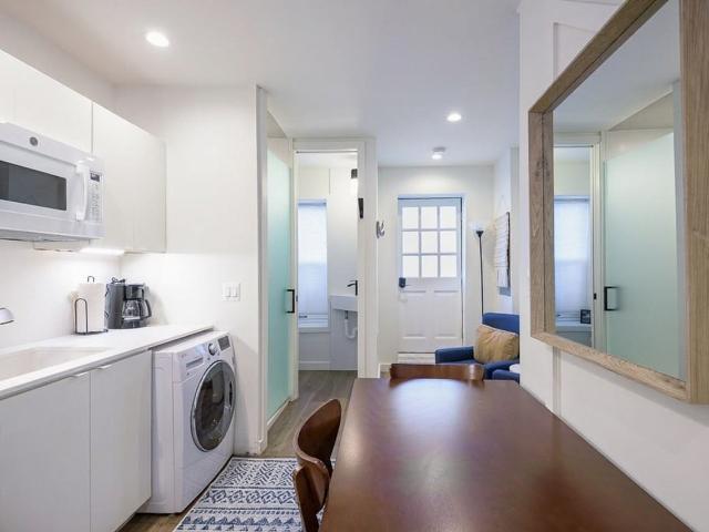 Blueground Washington DC Studio Apartment for Rent at 1503 Vermont Ave Nw #1513884P, Washington, DC 20005 Logan Circle Shaw