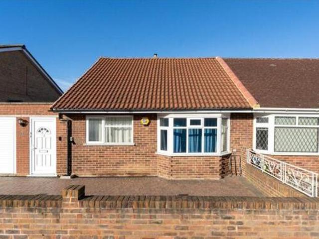 Bluefield Close, Hampton, 2 Bedroom Bungalow