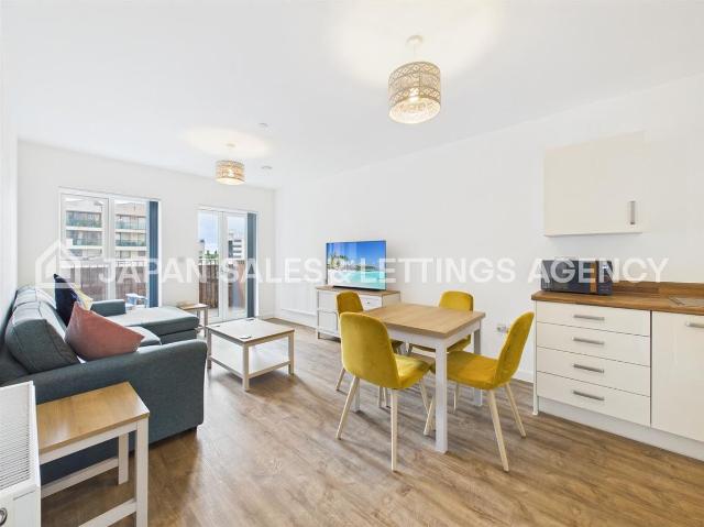 Bluenote Apartments, 34, Blyth Road Hayes UB3, 1 bed flat to rent, £1,800 pcm | PrimeLocation