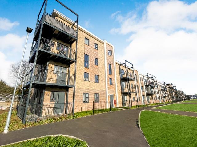 Blueprint House, 21 Arclight Way, Colchester, Essex CO1, 2 bed flat to rent, £1,200 pcm | PrimeLocation