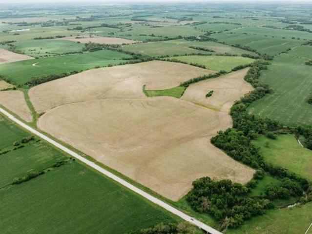 Bluff Rd, Waverly, NE 68462
