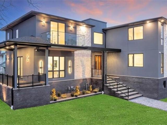Bluff Rd, Fort Lee, Home For Sale