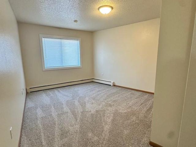 Bluffview Apartments 1 Bedroom Apartment for Rent at 3715 3715 3717 Mormon Coulee Road, La Crosse, WI 54601