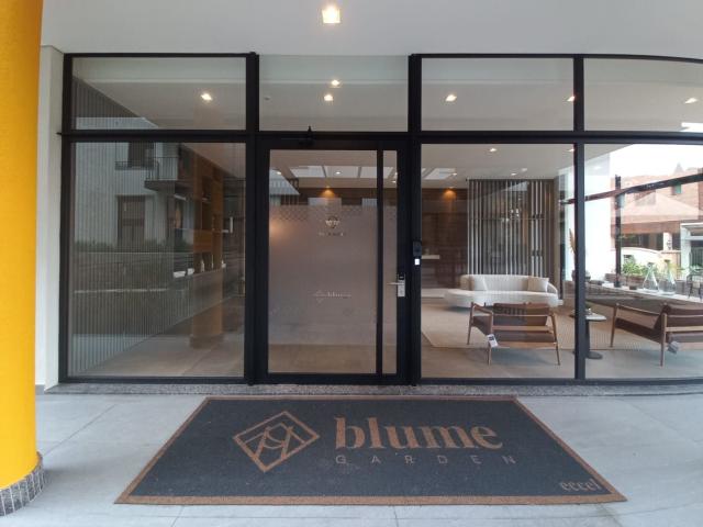 Blume Garden 407 Leste
