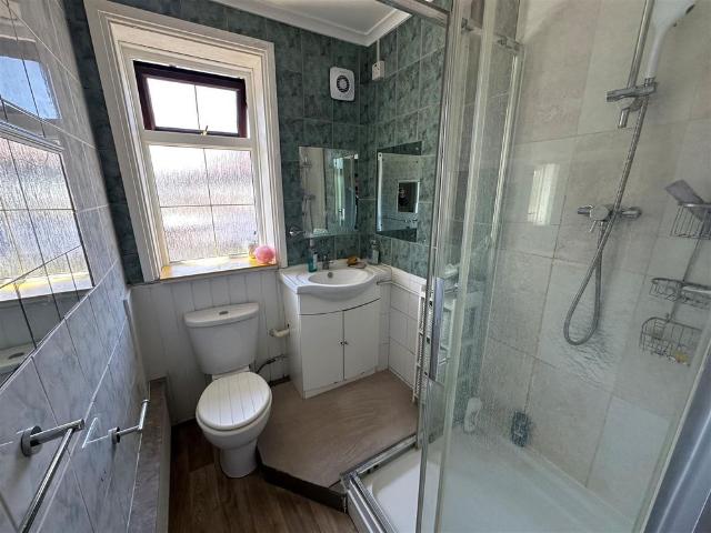 Blundell Road, HA8 0JJ, Edgware