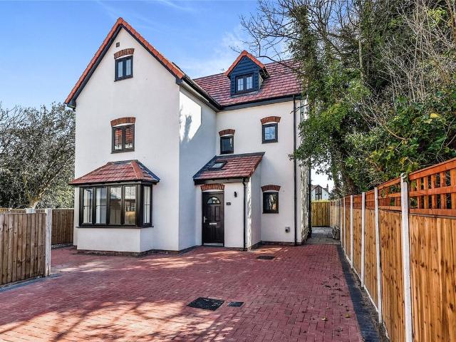 Blundell Road, Hightown, Merseyside L38, 4 bed detached house to rent, £2,900 pcm | PrimeLocation