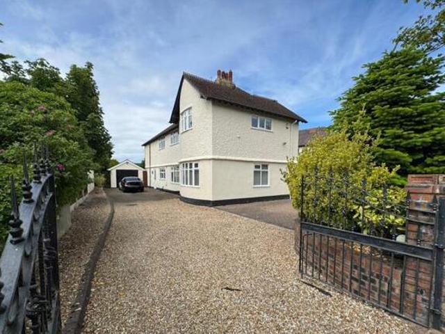 Blundell Road, Hightown, 4 Bedroom Detached