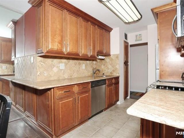 Blvd Unit H, West New York, Property For Sale
