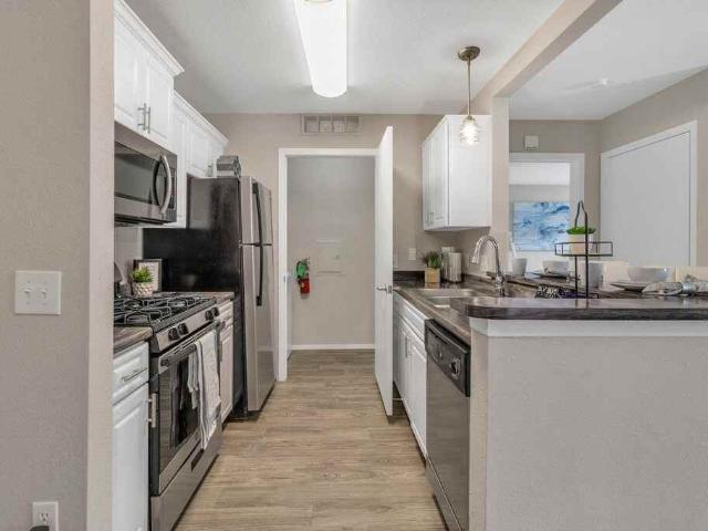 BLVD West 3 Bedroom Apartment for Rent at 3113 Forest Rd, Lansing, MI 48910 Forest View