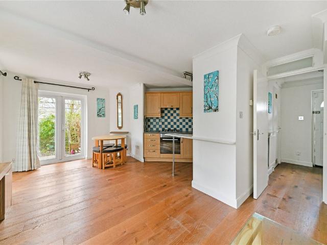 Blyth Close, London E14, 2 bed terraced house to rent, £2,250 pcm | PrimeLocation