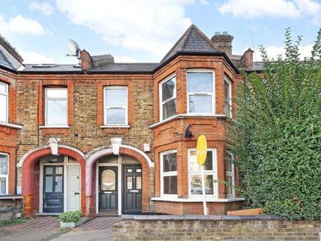 Blyth Road, London, 2 Bedroom Flat