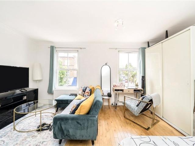 Blythe Road, London W14, Studio to rent, £1,650 pcm | PrimeLocation