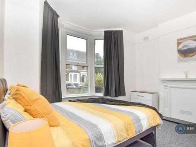 Blythe Vale, London, 1 Bedroom House