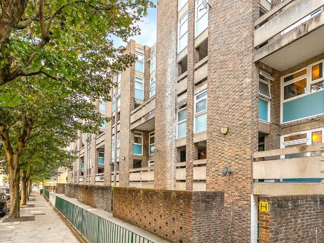 Blythendale House, Mansford Street, London E2, Studio to rent, £1,500 pcm | PrimeLocation