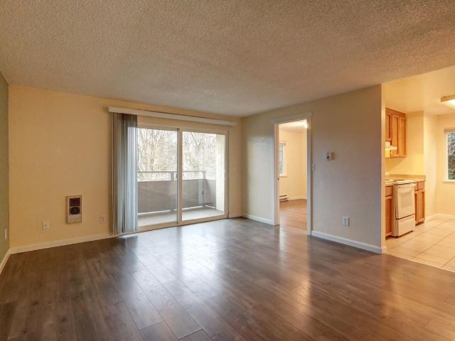 BM78 1 3 Bedroom Apartment for Rent at 106 Kensington Ave S, Kent, WA 98030 Scenic Hill
