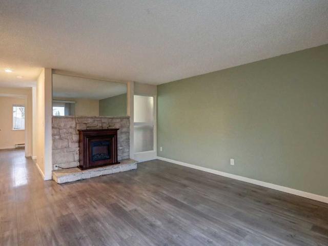 BM78 1 3 Bedroom Apartment for Rent at 106 Kensington Ave S, Kent, WA 98030 Scenic Hill
