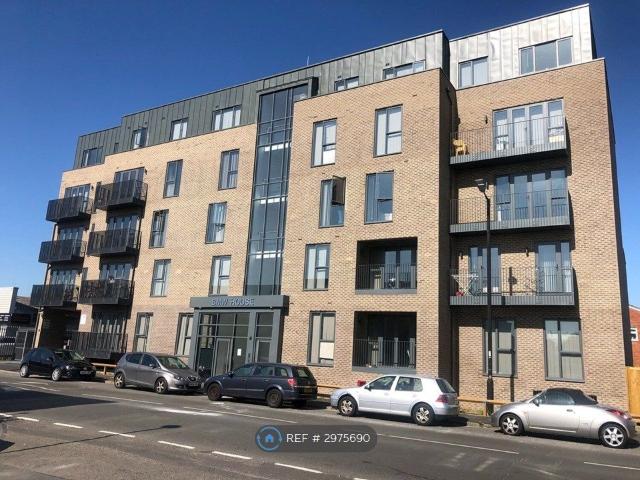 Bmw House, Slough SL2, 1 bed flat to rent, £1,250 pcm | PrimeLocation