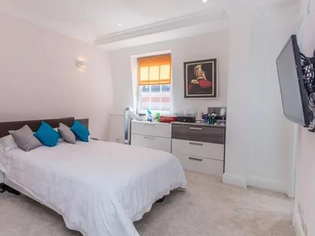 BNP Paribas, 10 Harewood Avenue, London, NW1 6AA, United Kingdom | 2 bed apartment for rent #140800090 | Rentberry