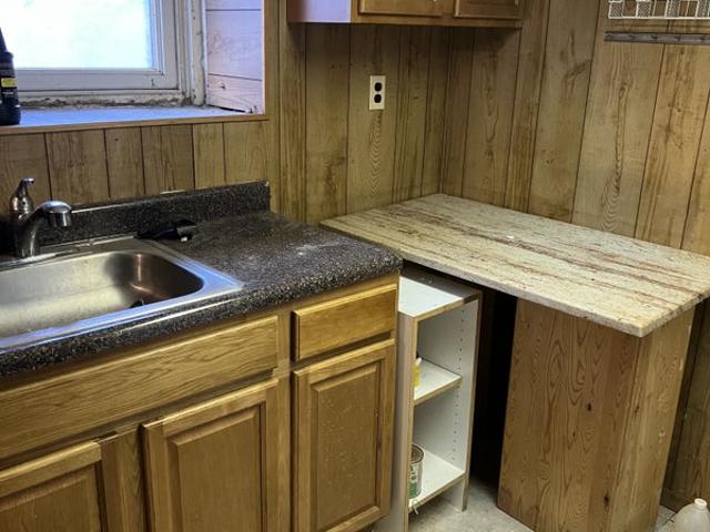 Bsmt studio for one person only
