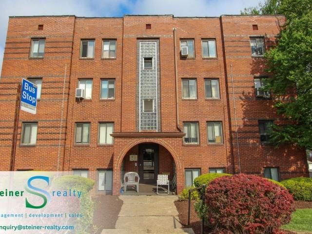 BR3840 Studio Apartment for Rent at 3840 Brownsville Rd, Brentwood, PA 15227 Brentwood
