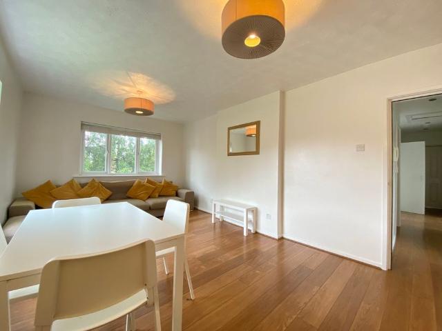 Brotherton Drive, Salford, M3