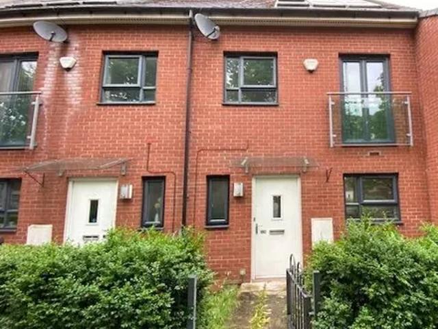 Broughton Lane, Salford, M7 1UZ, United Kingdom | 3 bed townhouse for rent #139265054 | Rentberry