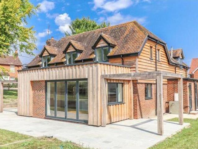 Broughton, South Road, Stockbridge, 5 Bedroom Detached