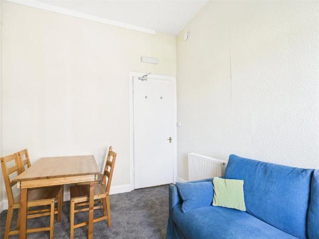 Broughton Street, Broughton. 4 bed apartment to rent £3,000 pcm £692 pw