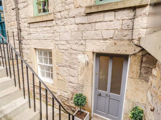 Broughton Street, Edinburgh, Midlothian 1 bed apartment to rent £1,700 pcm £392 pw
