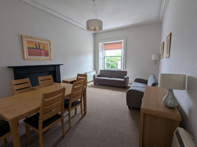 Broughton Street, Edinburgh Ref: 00000130