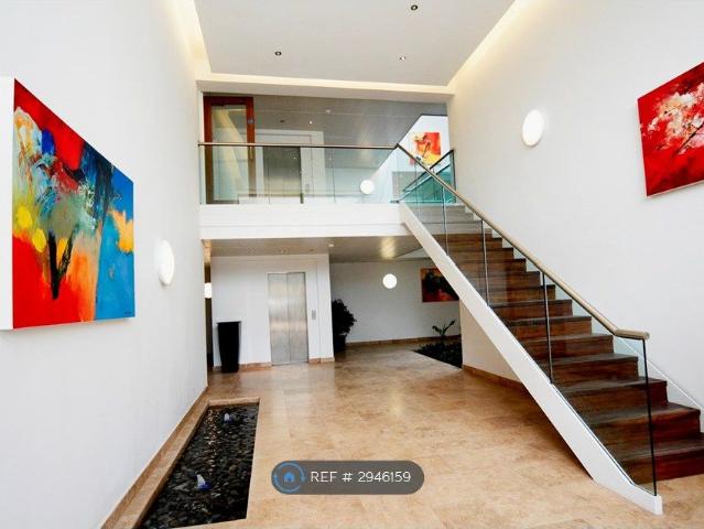 Broughton Park, Salford M7, 2 bed flat to rent, £1,350 pcm | PrimeLocation