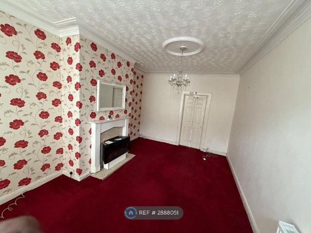 Broughton Terrace, Leeds LS9, 3 bed terraced house to rent, £1,100 pcm | PrimeLocation