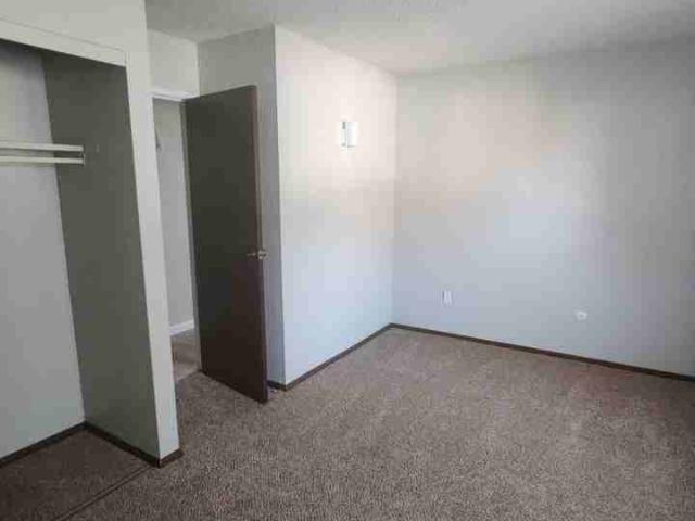 Brougham Estates II 1 Bedroom Apartment for Rent at 1711 N 73rd Ter, Kansas City, KS 66112 Victory Hills