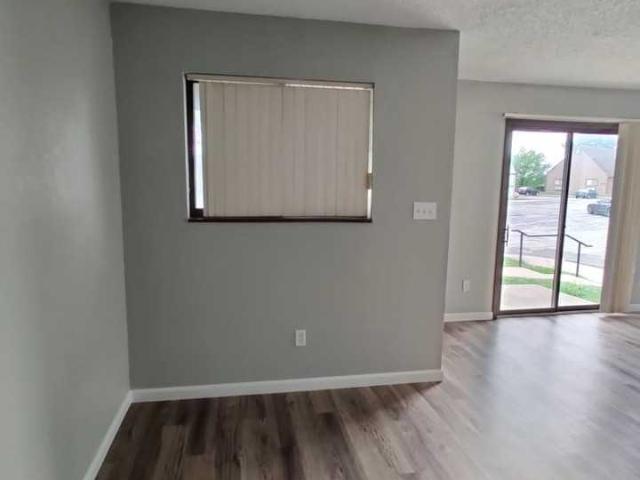 Brougham Estates II 1 Bedroom Apartment for Rent at 1711 N 73rd Ter, Kansas City, KS 66112 Victory Hills