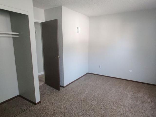 Brougham Estates II 1 Bedroom Apartment for Rent at 1711 N 73rd Ter, Kansas City, KS 66112 Victory Hills