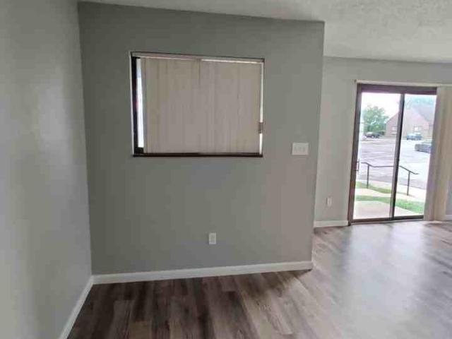 Brougham Estates II 2 Bedroom Apartment for Rent at 1711 N 73rd Ter, Kansas City, KS 66112 Victory Hills