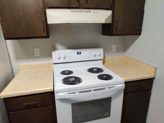 Brougham Estates II 2 Bedroom Apartment for Rent at 1711 N 73rd Ter, Kansas City, KS 66112 Victory Hills