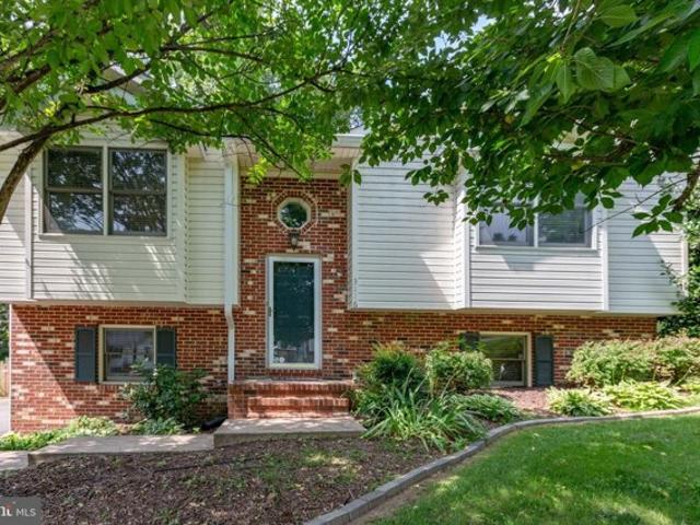Brown Hill Dr, Fredericksburg, Home For Sale