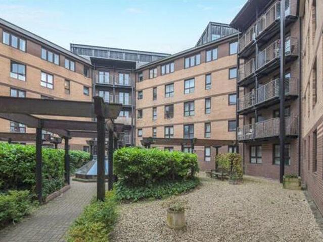 Brown Street, Glasgow, 2 Bedroom Flat