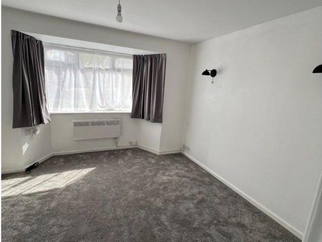 Brownfield Road, Birmingham B34, 2 bed maisonette to rent, £1,100 pcm | PrimeLocation